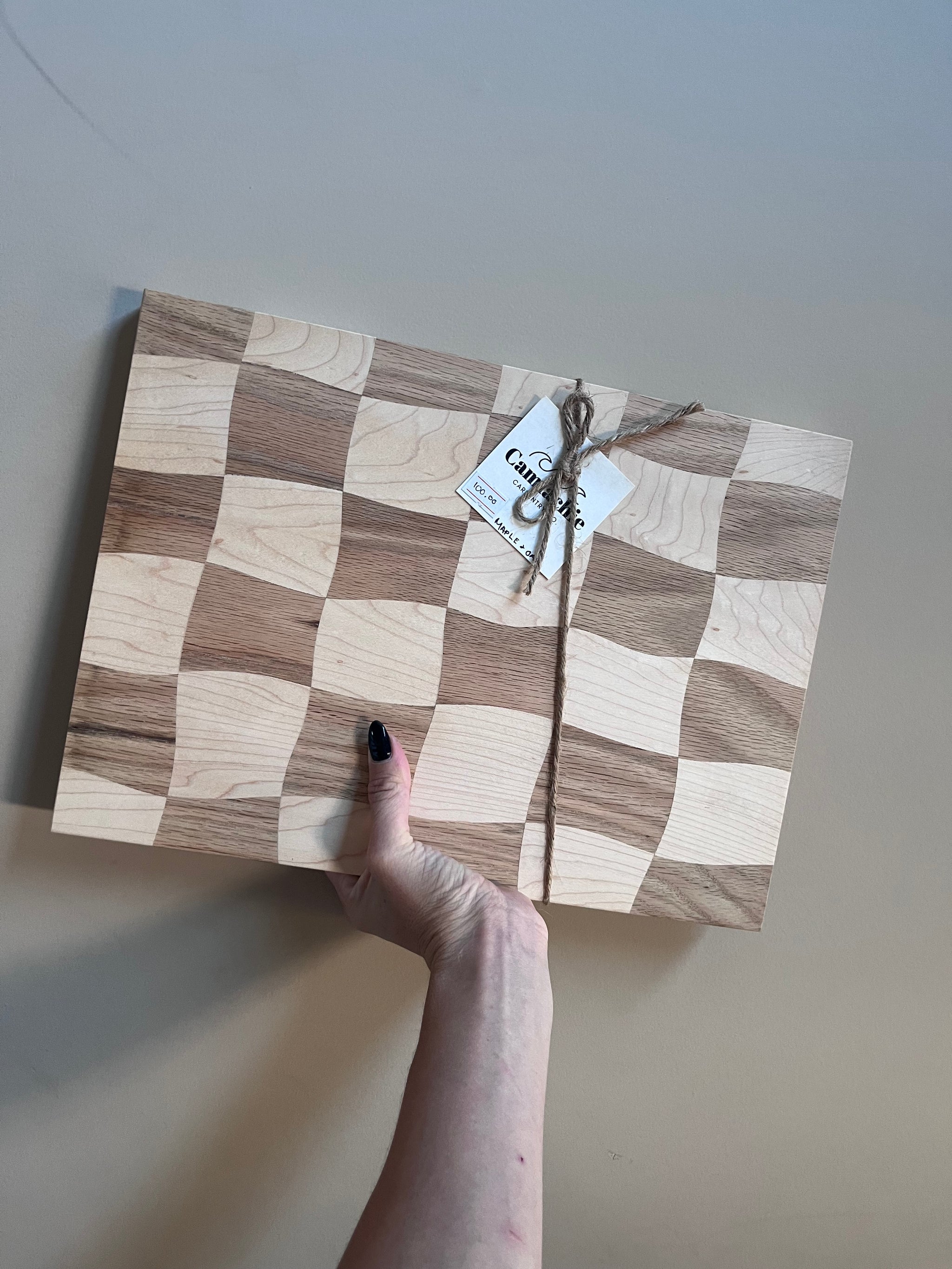 Retro wavy checker cutting board – Camlachie Carpentry Company