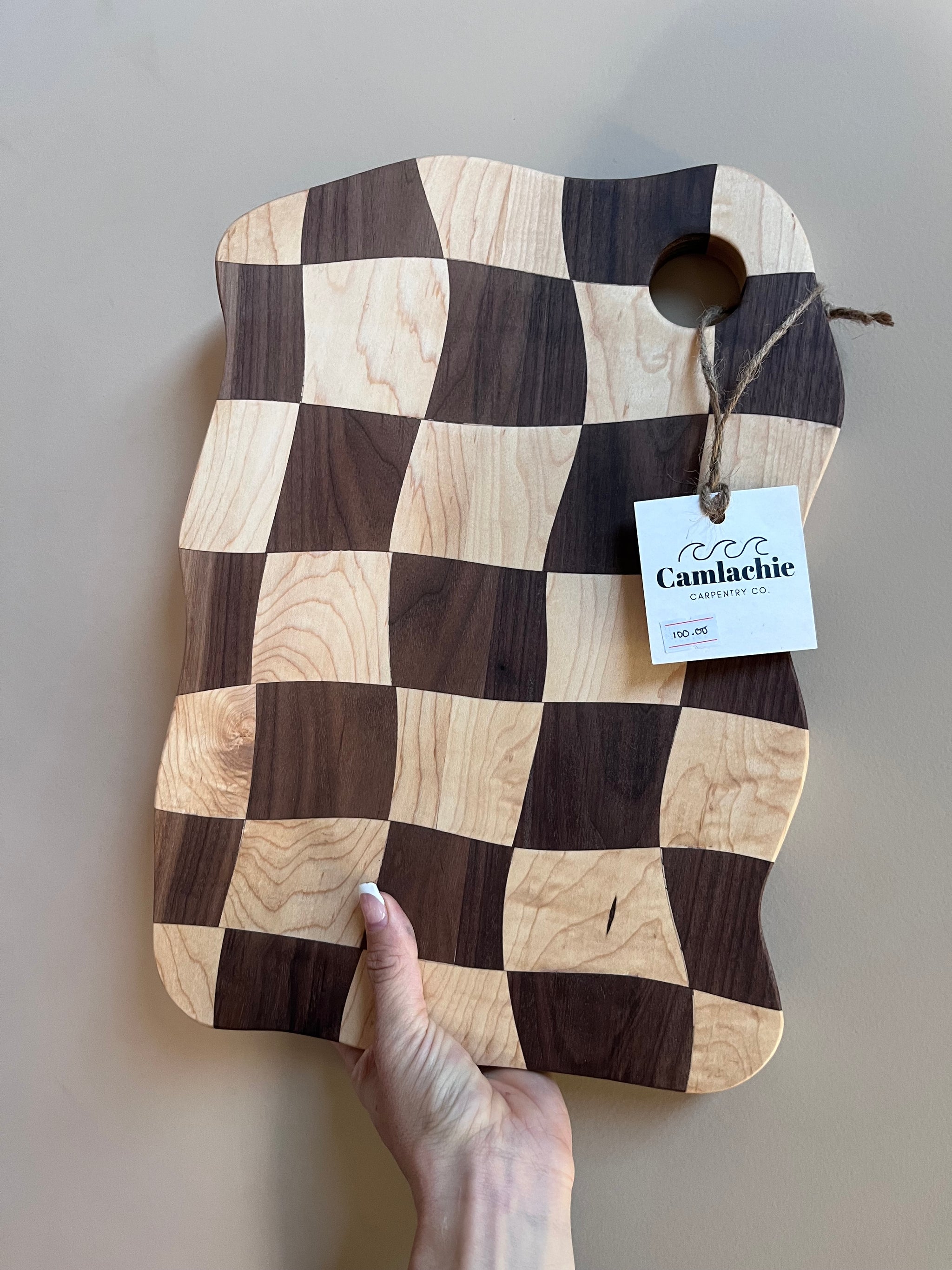 Retro wavy checker cutting board – Camlachie Carpentry Company
